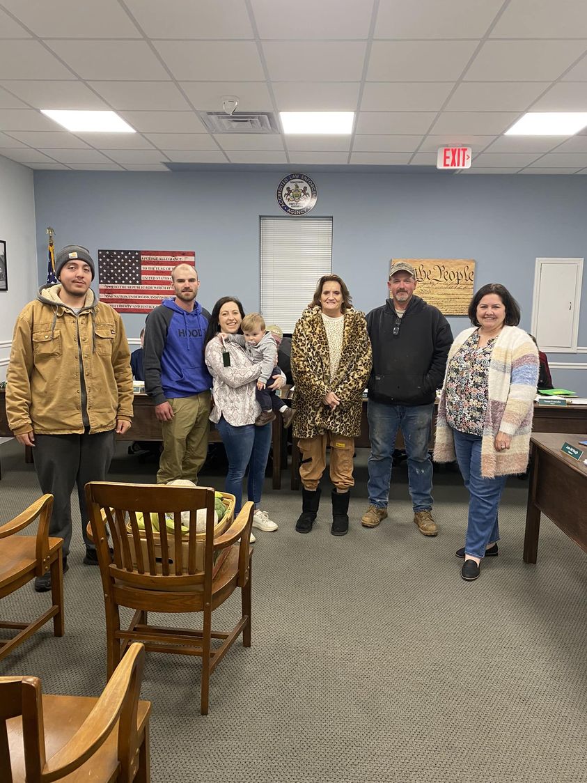 CONGRATULATIONS HOLIDAY LIGHT CONTEST WINNERS – Avondale Borough